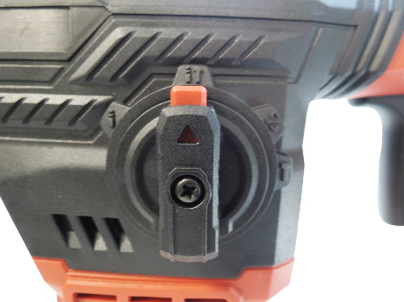 Martillo Rotativo SYRHD3CK SDS PLUS 1050 W STAYER - STAYER HERRAMIENTAS ...