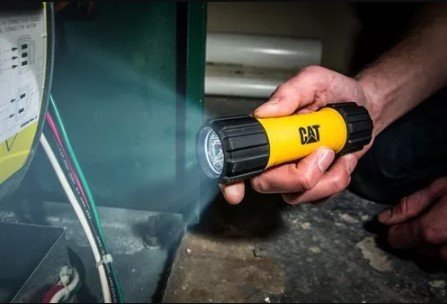 Linterna Led Caterpillar CATCTRACK 200 Lumen Alta Potencia ...