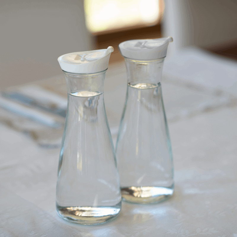 SET DE 2 BOTELLAS DE VIDRIO CON TAPA PLASTICA - ARGENPROM PRODUCTOS DE BAZAR Y REGALERIA - Megatone