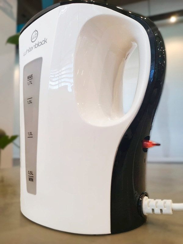 Pava Electrica Whitenblack by Liliana APWB17 1.7 L 2000 w - WHITENBLACK JARRA HERVIDORES Y PAVAS ...